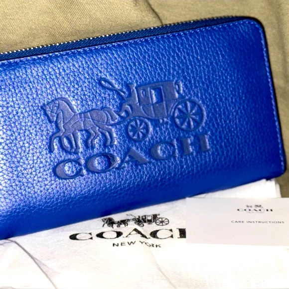 Coach | Bags | Coach Long Zip Around Wallet With Horse And Carriage Euc ...